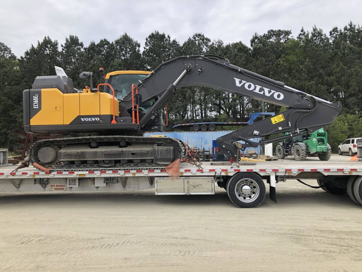 Crawler Excavator Transport by Truck | GTI Group